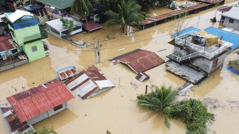 At Least 8 Killed as Super Typhoon Man-yi Hits the Philippines - Khabar ...
