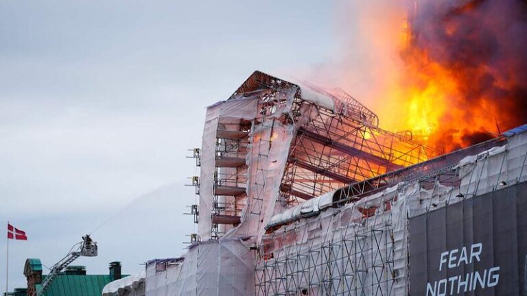 Fire Engulfs Copenhagen’s Historic Old Stock Exchange, Spire Collapses ...