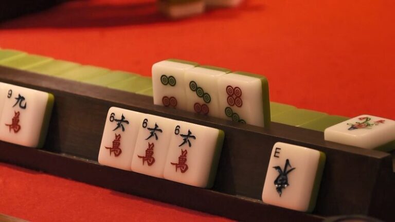 Mahjong Mania: India’s Urbanites Embrace Chinese Tile Game - Khabar Asia