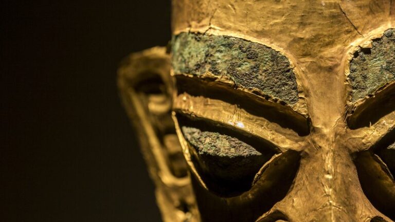 Unveiling Sanxingdui: The Enigma of the Ancient Shu Civilization ...