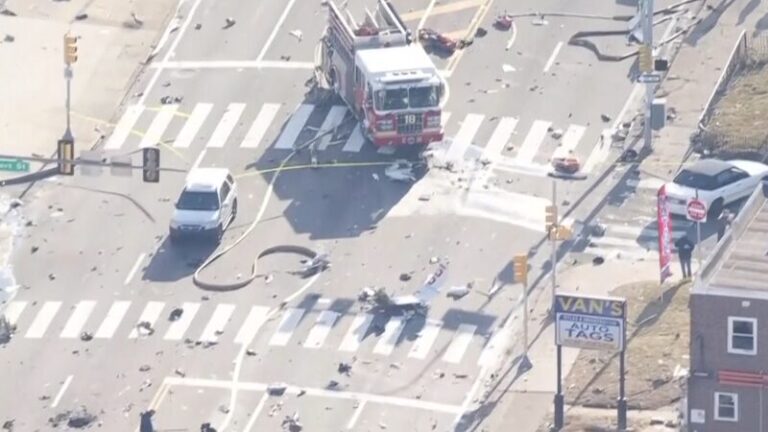 Philadelphia Medevac Plane Crash Claims Seven Lives - Khabar Asia