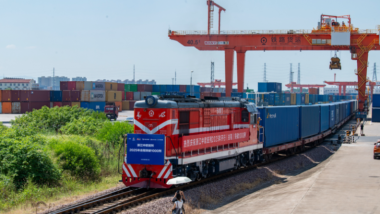 China-Central Asia Trade Hits Record $100B in 2025 - Khabar Asia