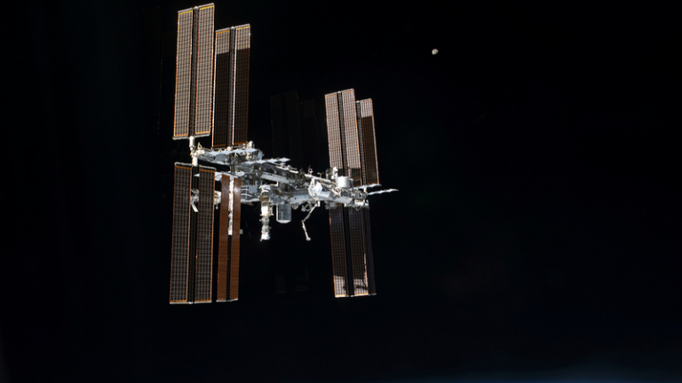 NASA Schedules Historic ISS Medical Evacuation for January 14 - Khabar Asia