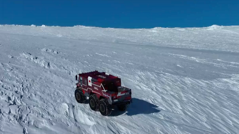 China’s Snow Leopard Vehicle Conquers Antarctic Extremes in Historic ...