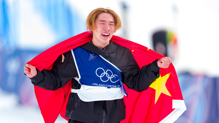 Su Yiming to Lead China as Flagbearer at Winter Games Closing Ceremony ...
